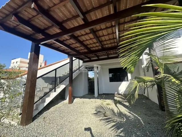 Apartamento para Locação em Balneário Piçarras/SC Itacolomi 2 Quartos