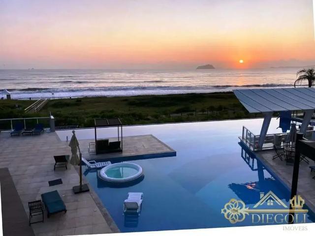 Apartamento para Locação em Balneário Piçarras/SC Itacolomi 2 Quartos