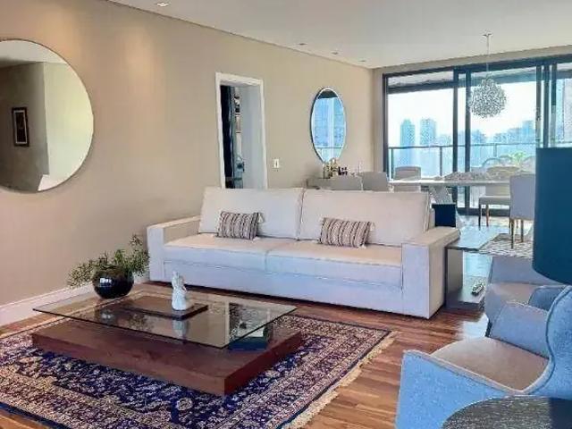 Apartamento para Locação em Barueri/SP Alphaville 4 Quartos