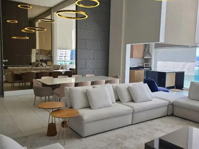 Apartamento para Locação em Barueri/SP Alphaville Empresarial 4 Quartos