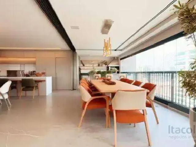 Apartamento para Locação em Barueri/SP Alphaville Industrial 4 Quartos