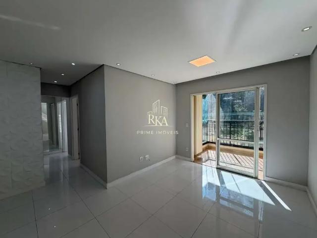 Apartamento para Locação em Barueri/SP Jardim Tupanci 3 Quartos