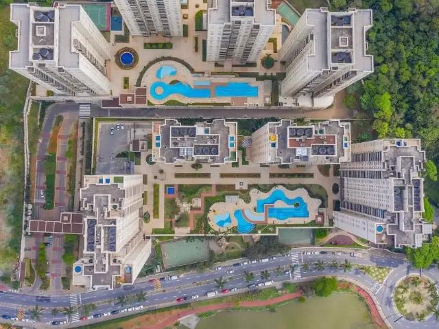 Apartamento para Locação em Barueri/SP Jardim Tupanci 2 Quartos
