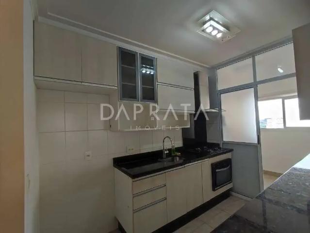 Apartamento para Locação em Barueri/SP Jardim Tupanci 2 Quartos