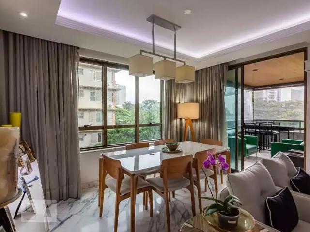 Apartamento para Locação em Belo Horizonte/MG Funcionários 4 Quartos