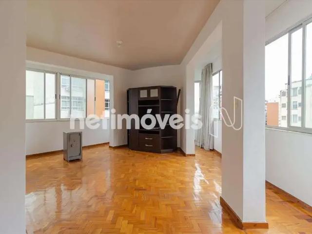 Apartamento para Locação em Belo Horizonte/MG Lourdes 3 Quartos