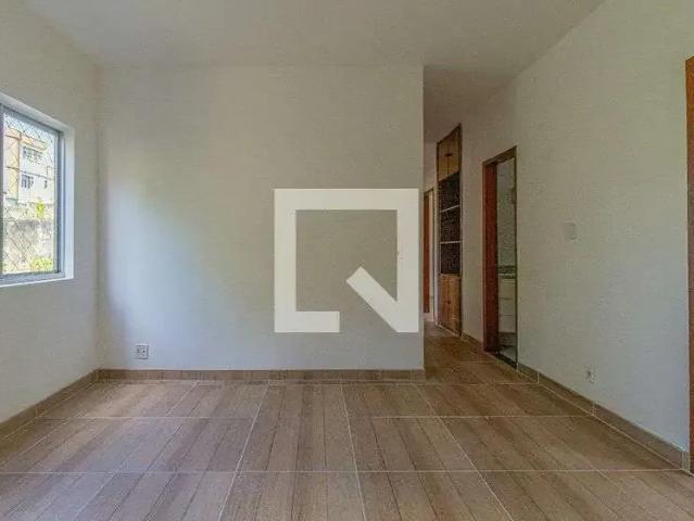 Apartamento para Locação em Belo Horizonte/MG Santa Efigênia 3 Quartos