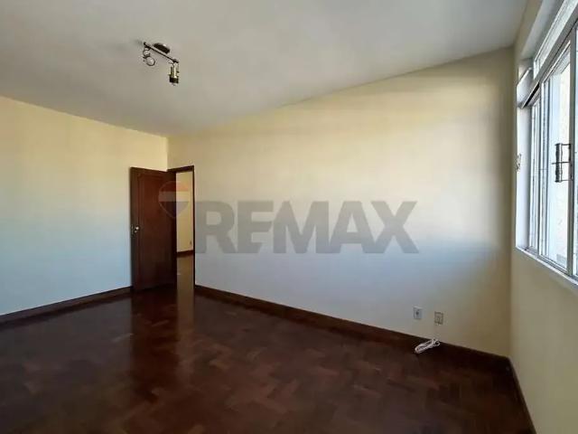 Apartamento para Locação em Belo Horizonte/MG Santa Efigênia 3 Quartos