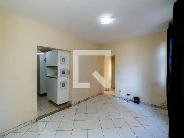 Apartamento para Locação em Belo Horizonte/MG Santa Efigênia 3 Quartos