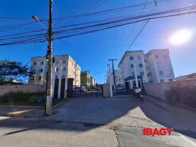 Apartamento para Locação em Biguaçu/SC Bom Viver 2 Quartos