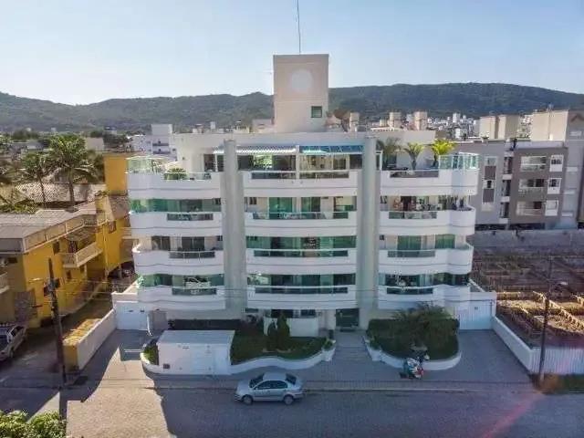 Apartamento para Locação em Bombinhas/SC Bombas 2 Quartos