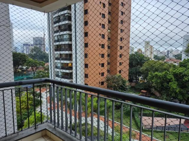 Apartamento para venda e locação em Brooklin com 2 quartos, sendo 1 suíte, 96m²