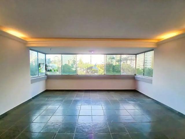 Apartamento para Locação em Campinas/SP Cambuí 4 Quartos