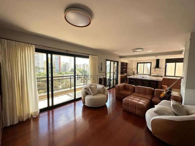 Apartamento para Locação em Campinas/SP Cambuí 3 Quartos