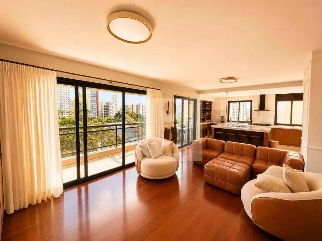 Apartamento para Locação em Campinas/SP Cambuí 3 Quartos