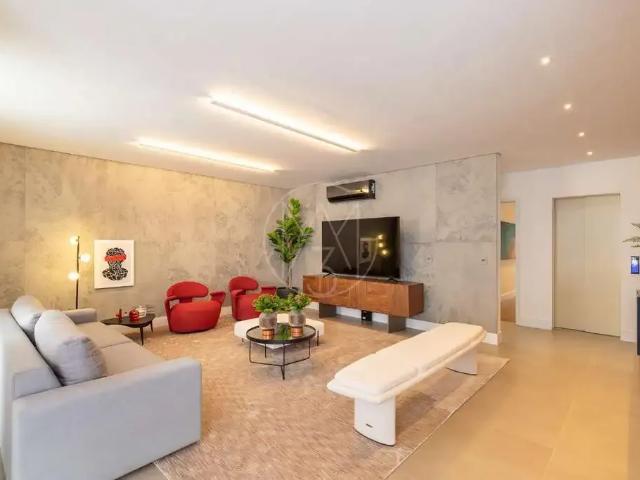 Apartamento para Locação em Campinas/SP Cambuí 3 Quartos