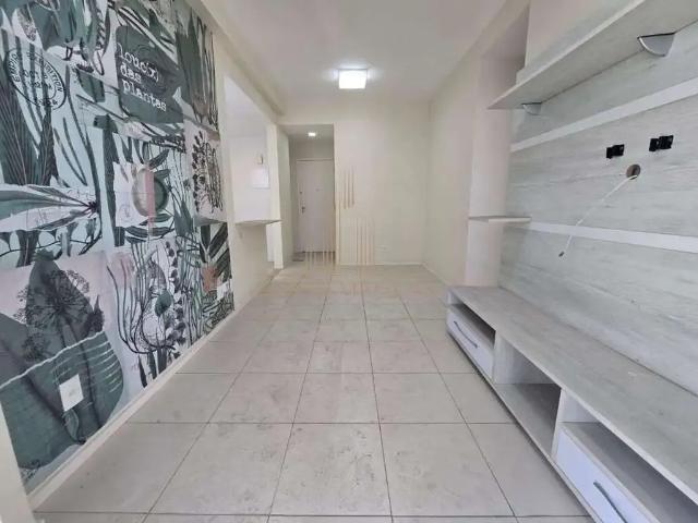Apartamento para Locação em Cabo Frio/RJ Parque Riviera 2 Quartos