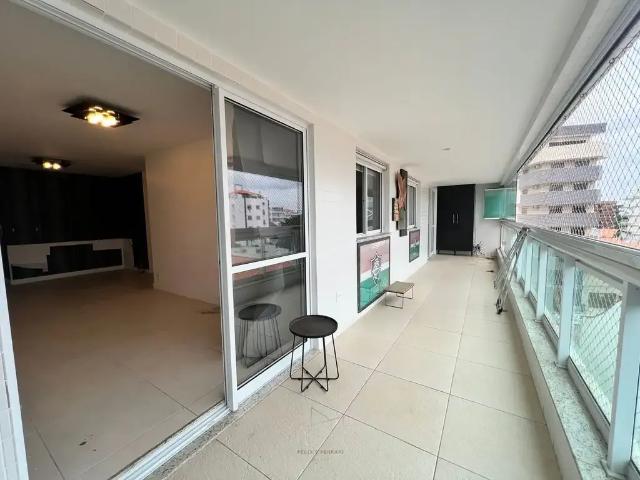 Apartamento para Locação em Cabo Frio/RJ São Bento 3 Quartos