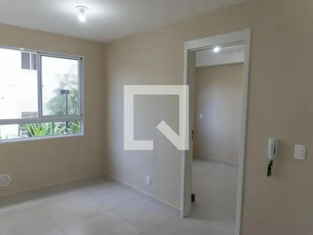 Apartamento para Locação em Carapicuíba/SP Chácara das Flores 2 Quartos