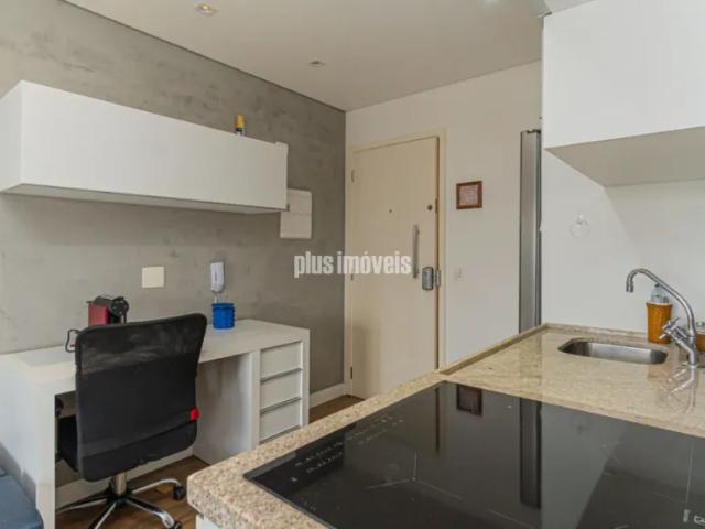 Apartamento para locação em Cidade Monções com 1 quarto, sendo 1 suíte, 45m²