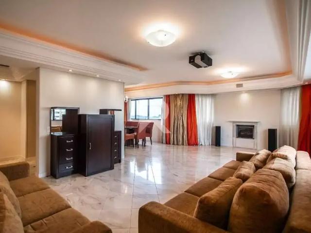 Apartamento para Locação em Curitiba/PR Mossunguê 4 Quartos