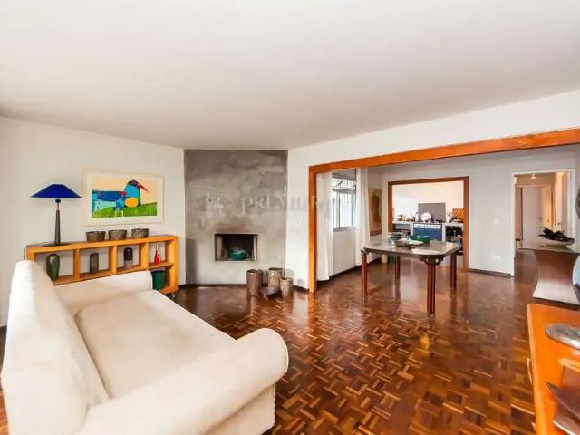 Apartamento para Locação em Curitiba/PR Mossunguê 4 Quartos