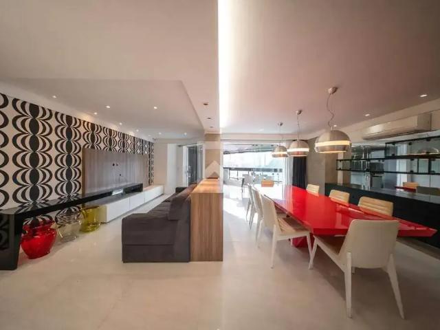 Apartamento para Locação em Curitiba/PR Mossunguê 4 Quartos