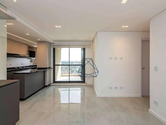 Apartamento para Locação em Curitiba/PR Novo Mundo 3 Quartos