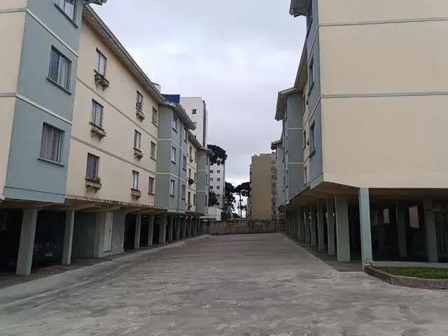 Apartamento para Locação em Curitiba/PR Novo Mundo 2 Quartos