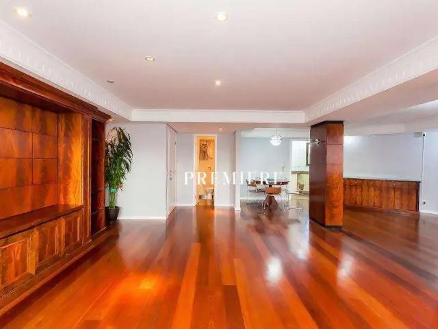Apartamento para Locação em Curitiba/PR Água Verde 3 Quartos