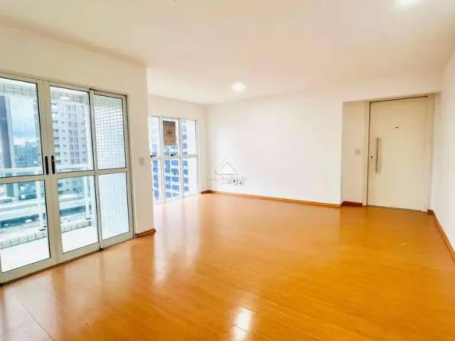 Apartamento para Locação em Curitiba/PR Água Verde 3 Quartos