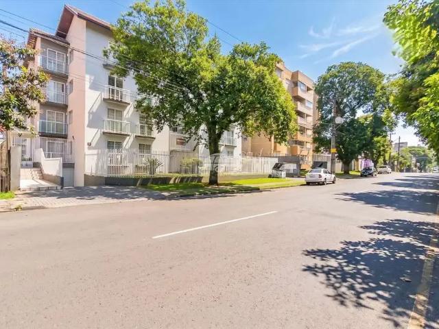 Apartamento para Locação em Curitiba/PR Água Verde 3 Quartos