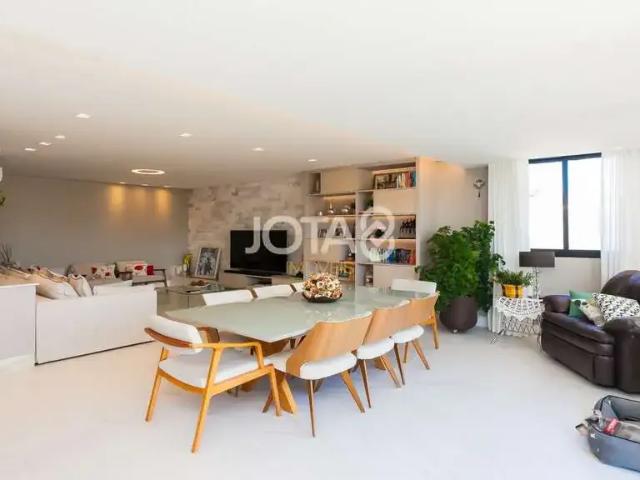 Apartamento para Locação em Curitiba/PR Água Verde 3 Quartos