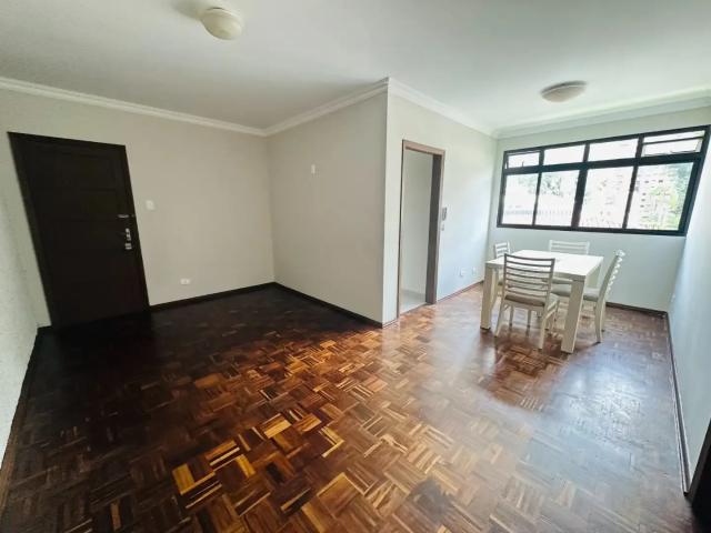 Apartamento para Locação em Curitiba/PR Água Verde 3 Quartos