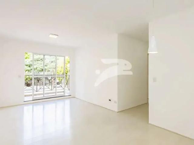 Apartamento para Locação em Curitiba/PR Alto da Rua XV 2 Quartos