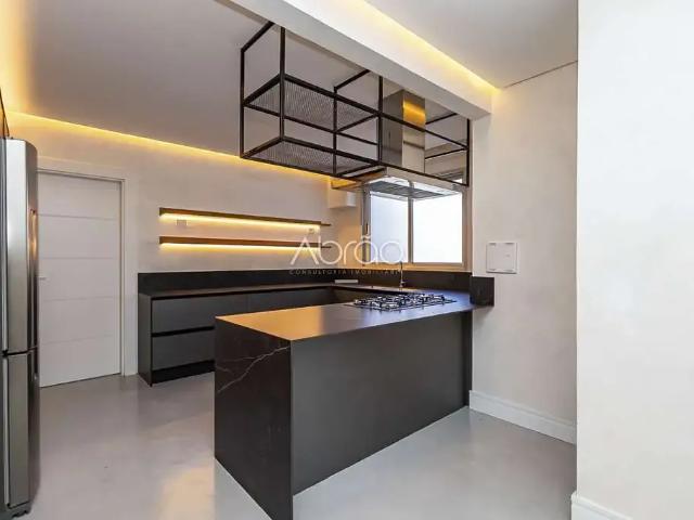 Apartamento para Locação em Curitiba/PR Batel 4 Quartos