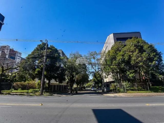 Apartamento para Locação em Curitiba/PR Cabral 3 Quartos
