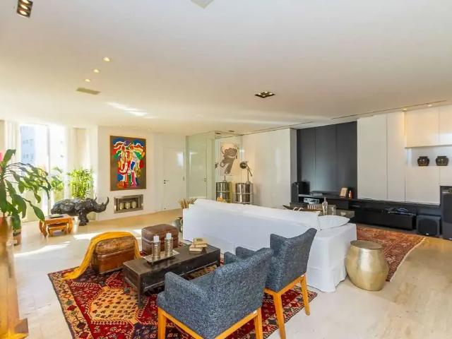 Apartamento para Locação em Curitiba/PR Cabral 3 Quartos