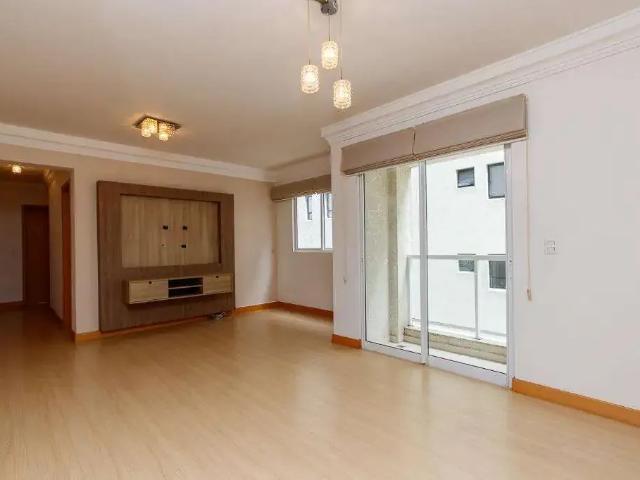 Apartamento para Locação em Curitiba/PR Centro 2 Quartos