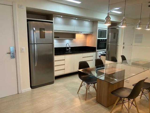 Apartamento para Locação em Curitiba/PR Centro 2 Quartos