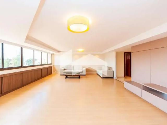 Apartamento para Locação em Curitiba/PR Centro 3 Quartos
