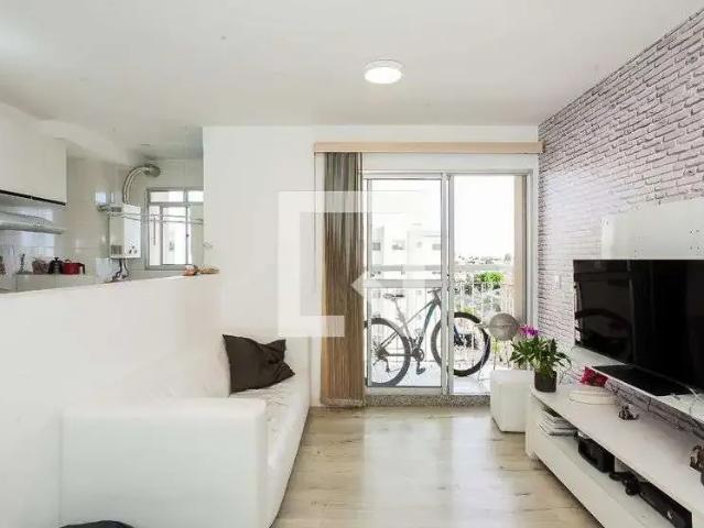 Apartamento para Locação em Curitiba/PR Fanny 2 Quartos