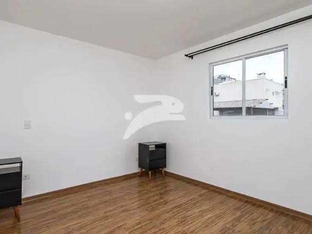Apartamento para Locação em Curitiba/PR Tingui 2 Quartos