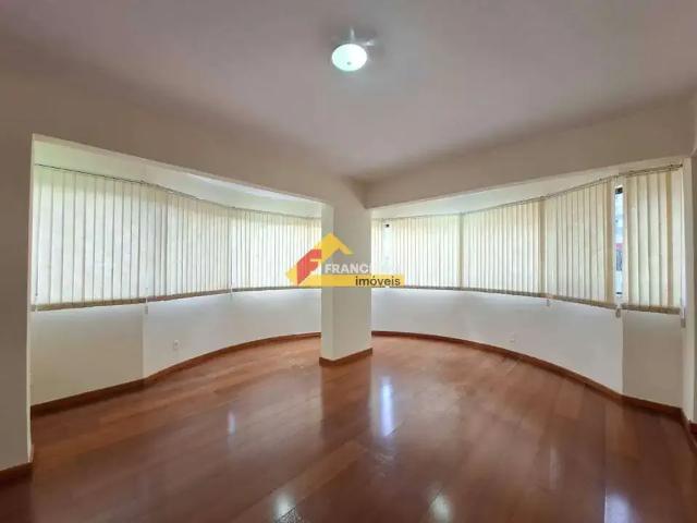 Apartamento para Locação em Divinópolis/MG Centro 4 Quartos