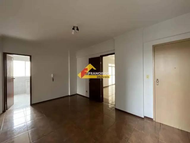 Apartamento para Locação em Divinópolis/MG Centro 4 Quartos