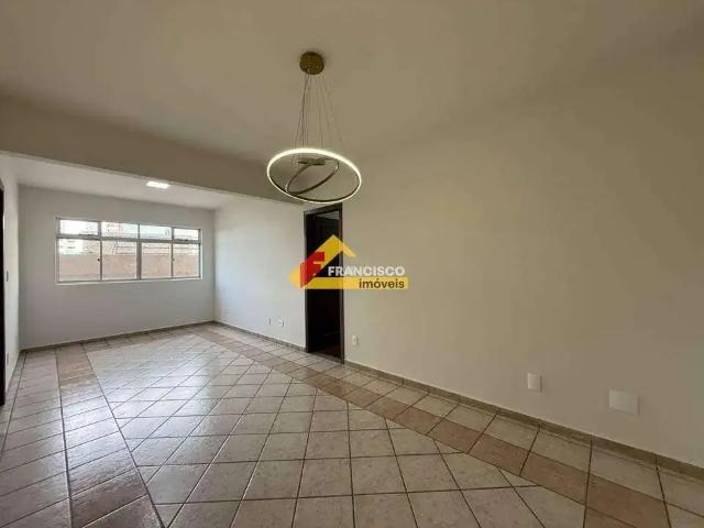 Apartamento para Locação em Divinópolis/MG Centro 3 Quartos