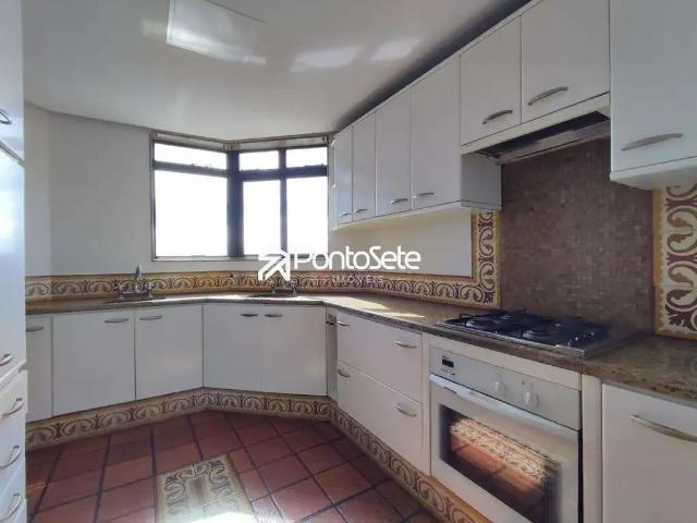 Apartamento para Locação em Divinópolis/MG Centro 3 Quartos