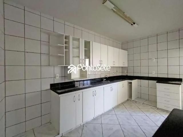 Apartamento para Locação em Divinópolis/MG Centro 3 Quartos