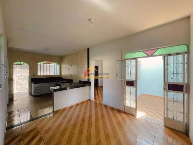 Apartamento para Locação em Divinópolis/MG São Sebastião 3 Quartos