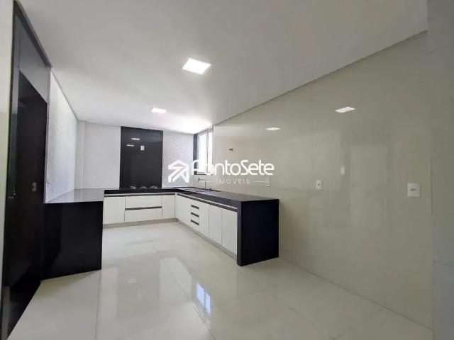 Apartamento para Locação em Divinópolis/MG Sidil 4 Quartos